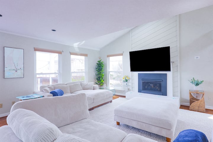 Ocean Block Beach House 4br 3.5ba Home In Croatan - Virginia Beach, VA
