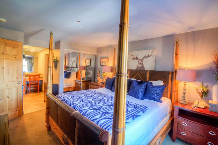 Hiking Retreat – Pets & Free Parking Included - Mount Charleston, NV