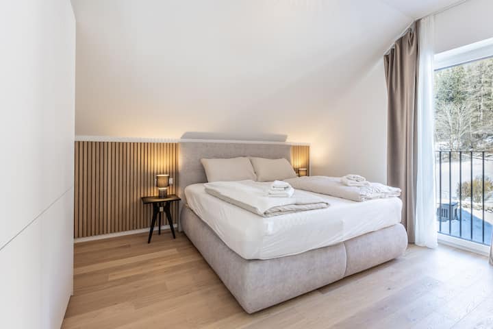 Alpine Suite Spot Top 6 - Tauplitz