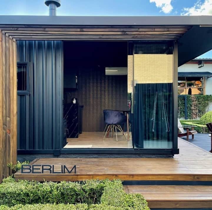Tiny House Berlim + Lareira | By Gramado Stay - Canela