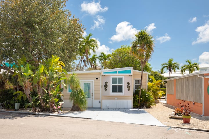 Charming Keys Retreat W/ Pool & Patio - Florida Keys