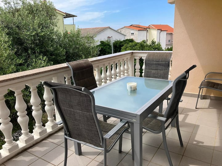 Apartment Bella 2 - Vir