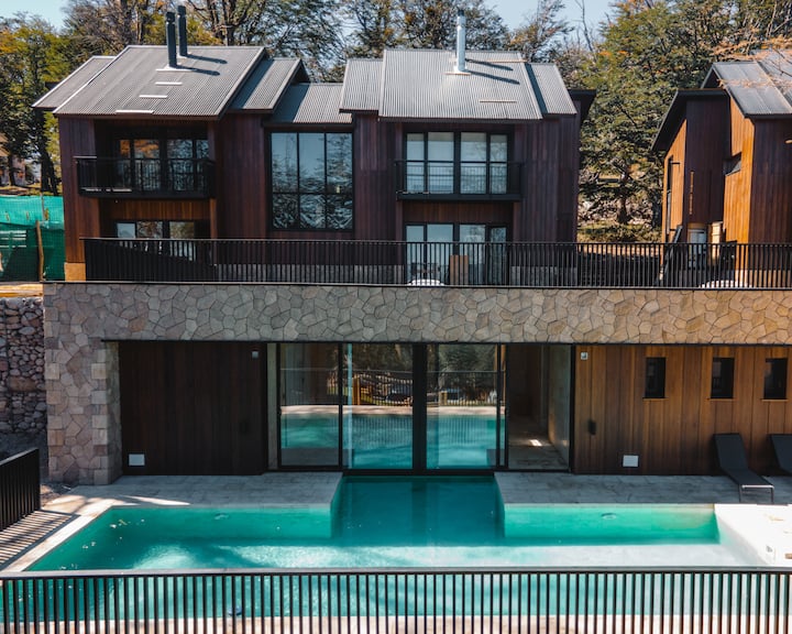 Panoramic Views And Luxury Amenities: Vila Master - Chile