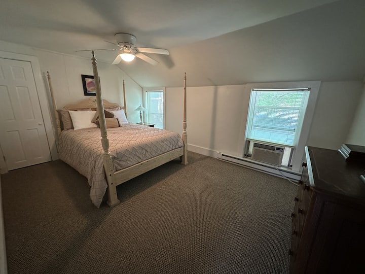The Gulf Stream House Unit 11 - Hammondsport, NY