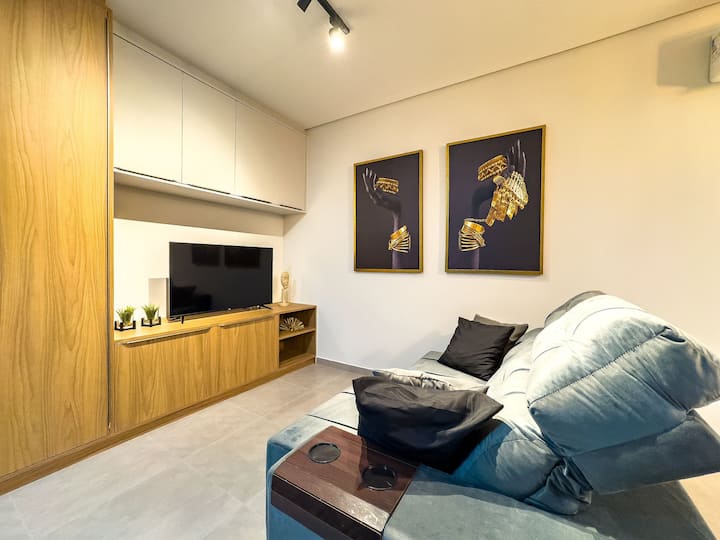 Flat Aconchegante, óTima Localização/ Com Piscina - Brusque