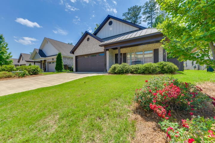 3 Mi To Campus: Auburn Home W/ Deck + Fire Pit - Auburn, AL