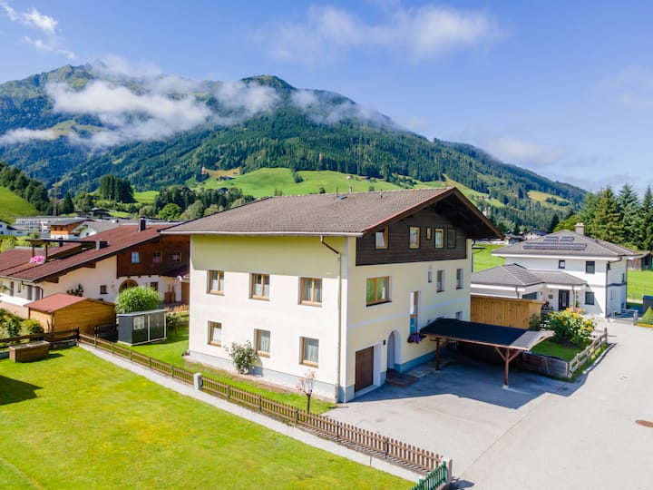 Appartement Moderne Avec Charme Et Nostalgie - Uttendorf