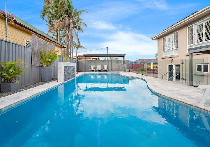 Shellharbour Poolside Escape - Shellharbour
