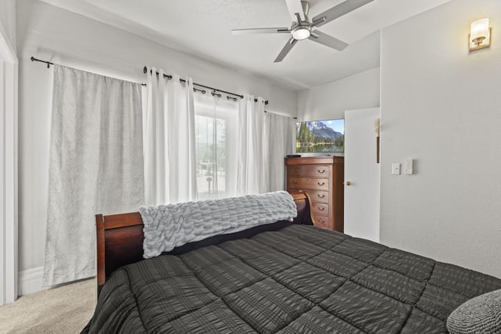 Timber Lodge #32 - Colorado Springs, CO