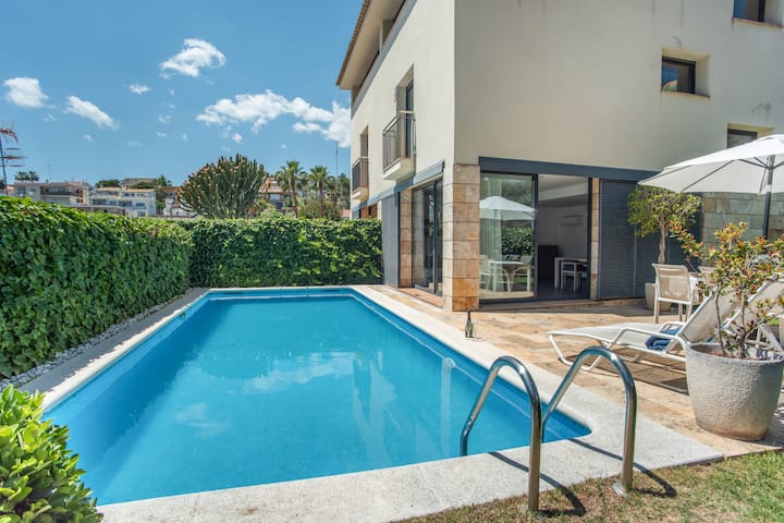 Sunny House - Sitges