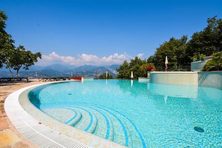 Locanda Monte Baldo- Room 7 Il Pensiero - Malcesine