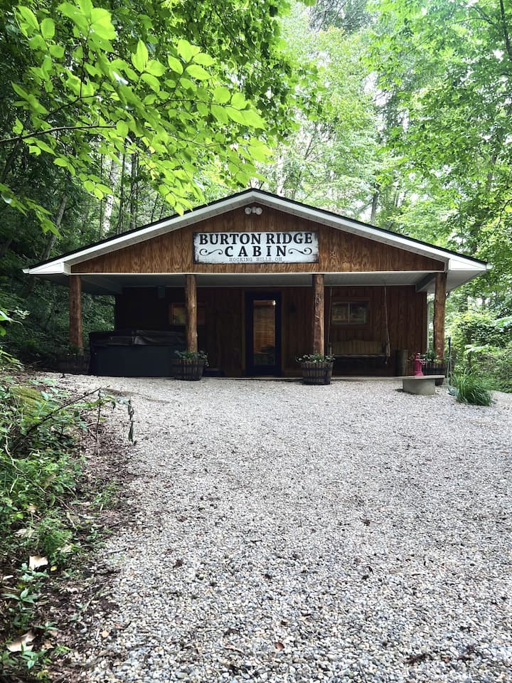 Burton Ridge Cabin  | Hot Tub & Sauna - Hocking Hills State Park, OH