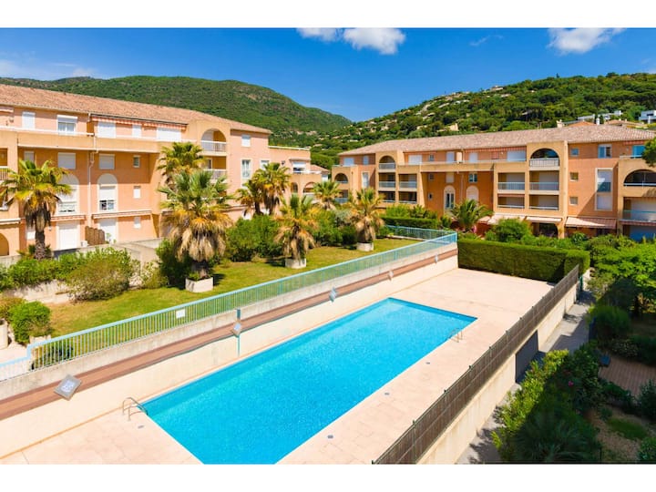 Confortable T2 à 750m De La Plage | Accès Piscine - La Môle