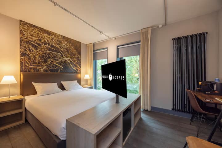 Experience Unique Stay In Former Grain Warehouse - Coevorden