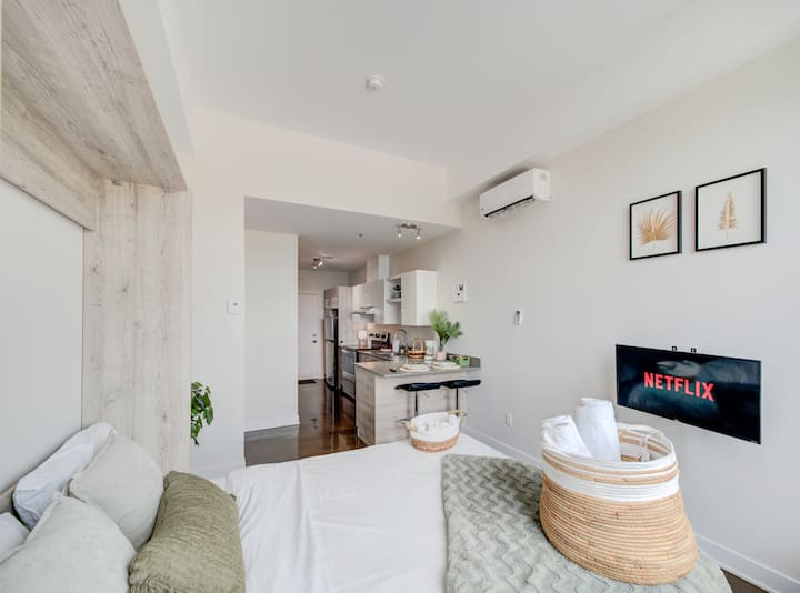 Great Stay In Hidden Gem Heart Of Downtown - Lasalle