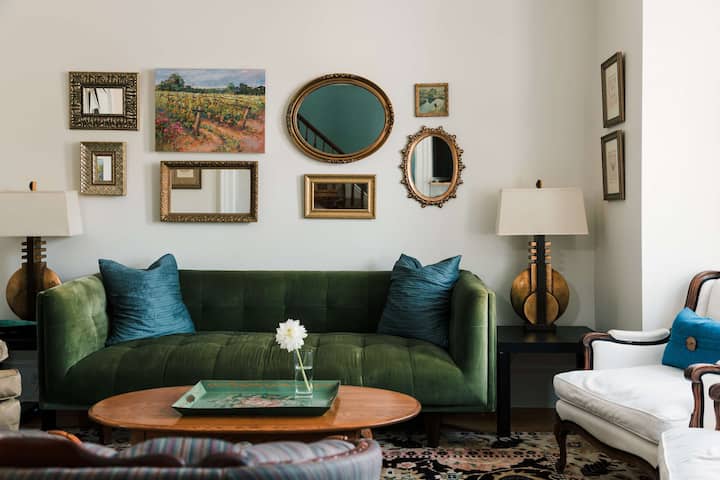 The County Queen - Historic Home In Picton - Prince Edward