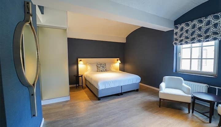 Family-friendly Room In Historic Building - Castricum