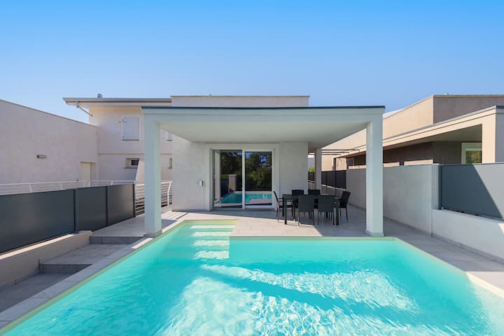 Villa Prestige 23 With Pool - Sirmione