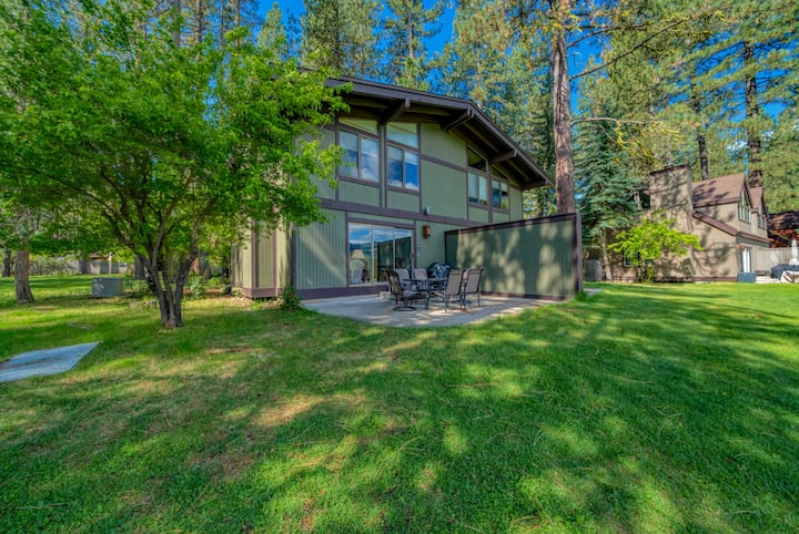 Sixty5 Graeagle Meadows|golf Course & Mtn. Views - Graeagle, CA