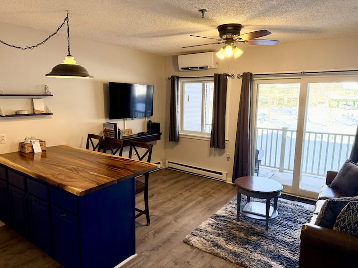 1 Bedroom Sleeps 4! Lodge Resort - Franconia Notch State Park, Lincoln