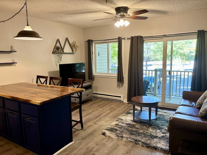 1 Bedroom Sleeps 4! Lodge Resort - Loon Mountain, NH