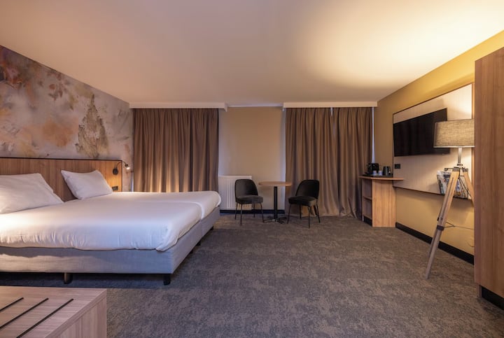 Unwind With Pool, Ping-pong, And Free Parking - Arnhem