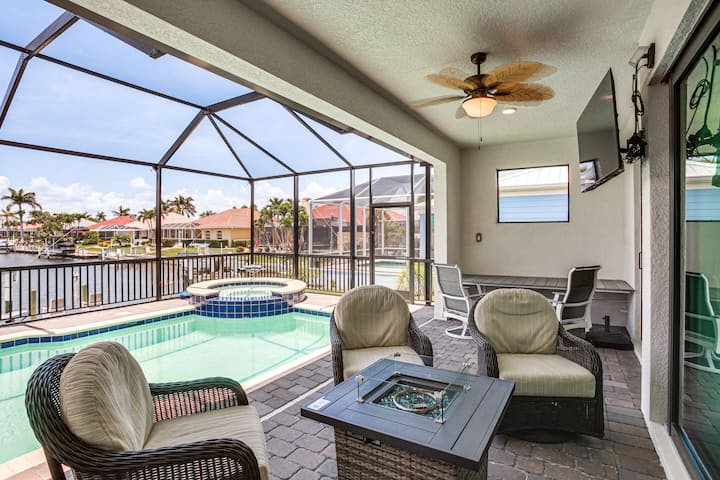 Sunset Views, Dock: Canalfront Home In Punta Gorda - Punta Gorda, FL