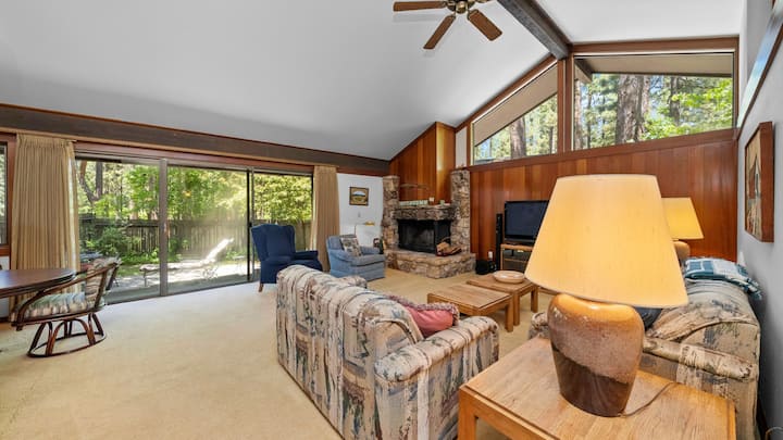 Twenty3 Graeagle Meadows | Fenced Backyard - Graeagle, CA