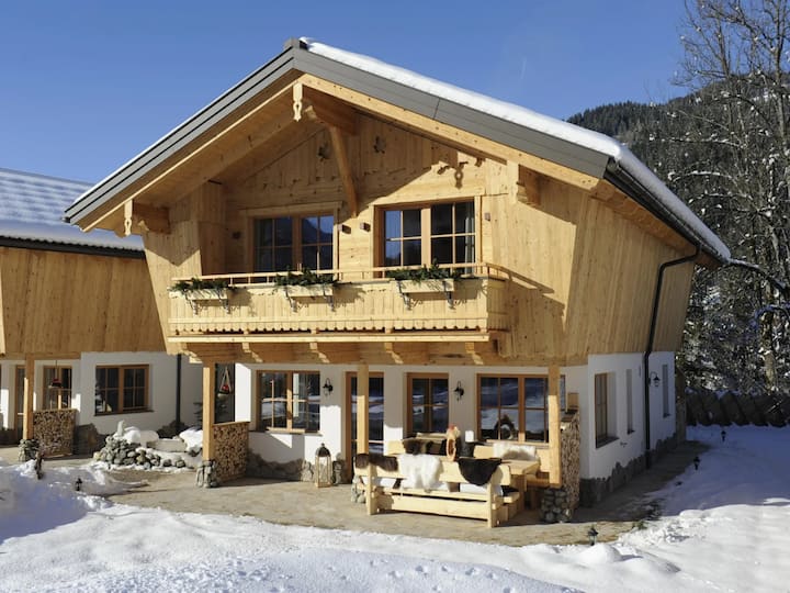 Chalet Avec Wellness Dans Le Domaine Skiable - Wagrain