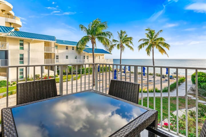 Cayman Reef Resort #42 - 7 Mile Beach - Cayman Islands