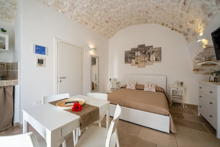 Velvet Home: Charming House In Ostuni - Ostuni