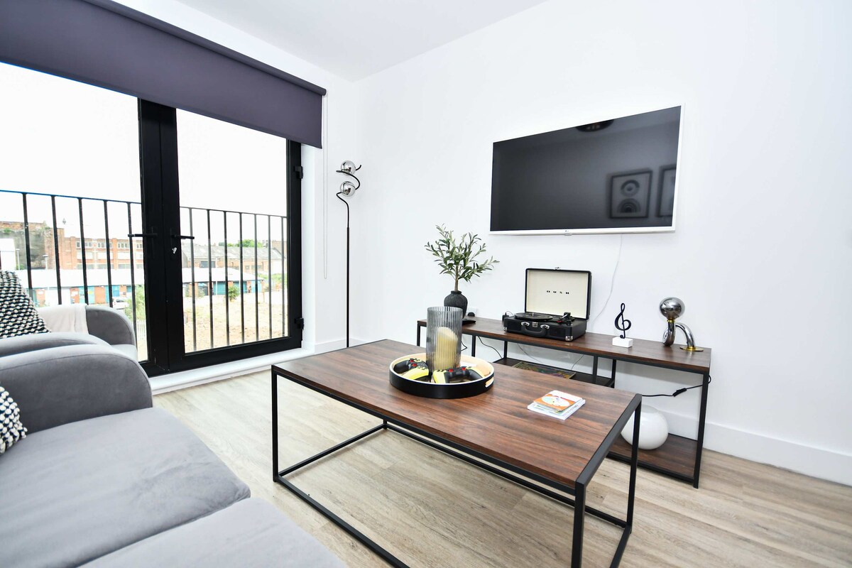 Fabulous Modern 1 Bed Apartment in Liverpool - Flats for Rent in ...