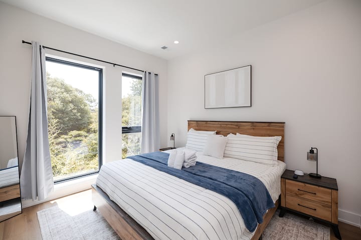 New Luxe Home W Rooftop+ Games! - Wilmington, NC