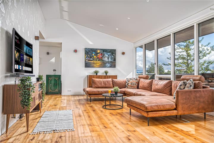 Two Penthouse Apartments On Same Floor - Reykjavik