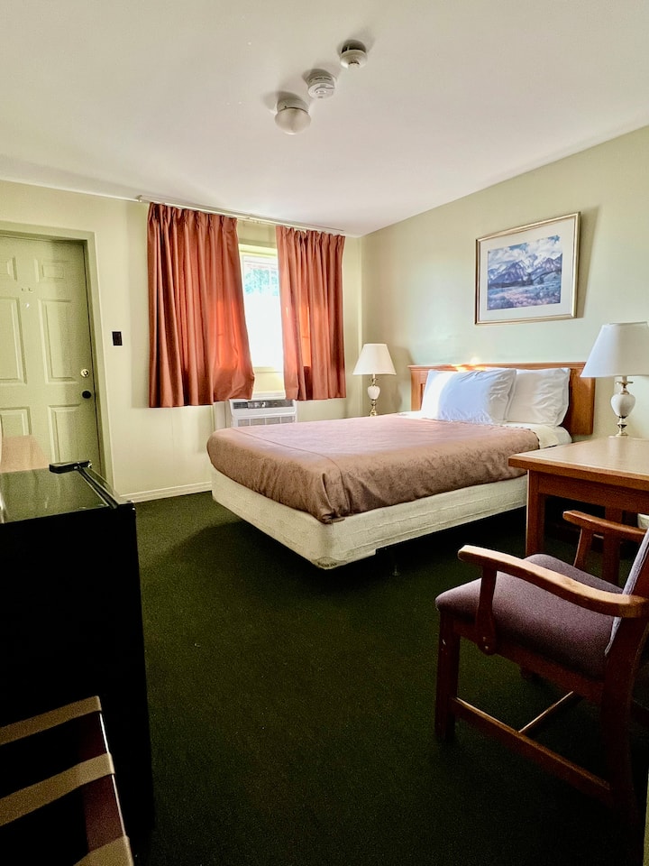 Rocky Mountain House - Renfrew