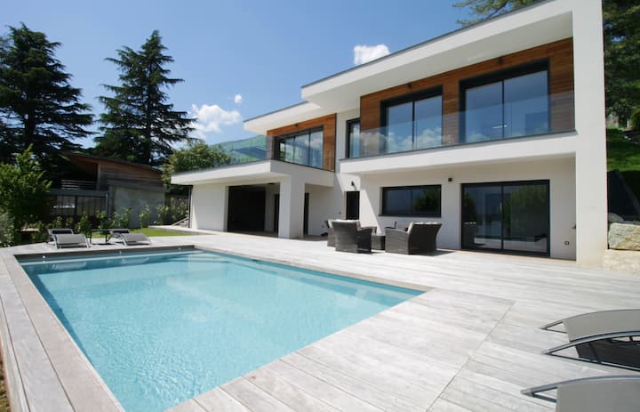 Villa D'exception Piscine Vue Et Accès Lac Direct - Aix-les-Bains