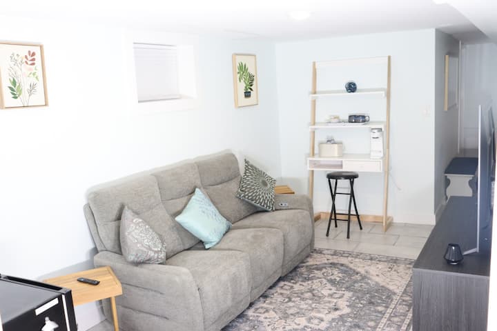 Cozy Garden B&b Suite | Private Entry • Near Nyc - Montclair, NJ
