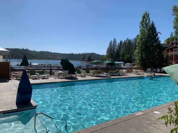 2 Stunning Lakeview Haven | Minutes From Yosemite - Bass Lake, CA