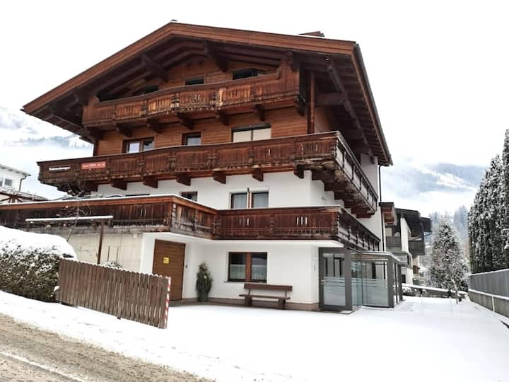 Apartment In Fügen Near The Spieljochbahn - Schwaz