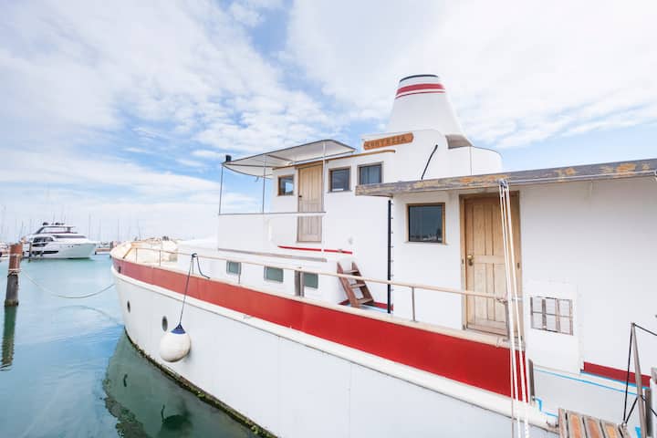 La Suite Del Capitano - Nave Contessa - Rímini