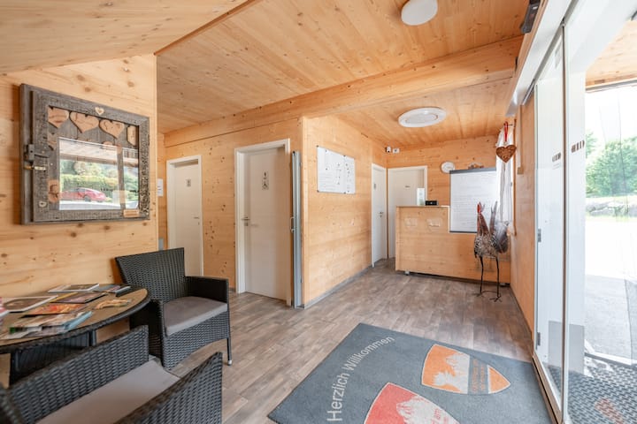 Gästehaus Am Hahnenkamm - Appartement 1 - Reutte