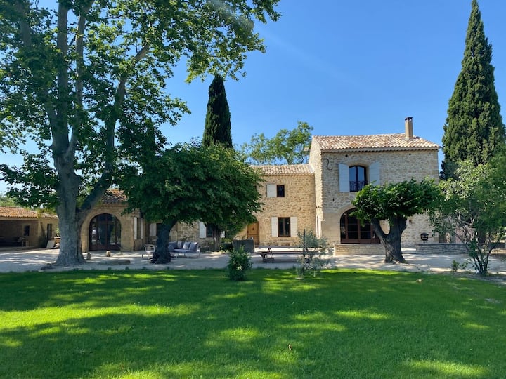 Le Mas à L'ombre Des Platanes - Cavaillon