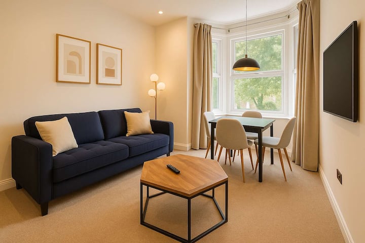 City-center Comfort | 2br Retreat For 4 - Cardiff Metropolitan University