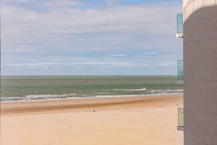 Light-filled Apartment With Lateral Sea View - Bredene