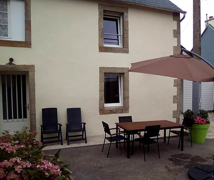 Maison à Cast - Cast
