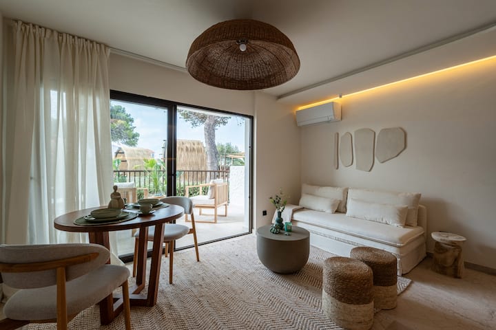 2- Lux Apt W/ Sauna & Gym - Menorca