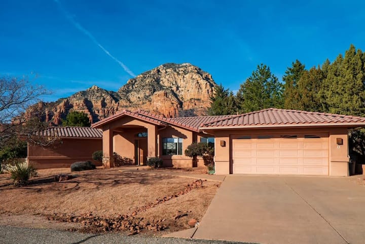 Myrinn – Dine Outdoors W/ Mountain Views & Bbq - Sedona, AZ