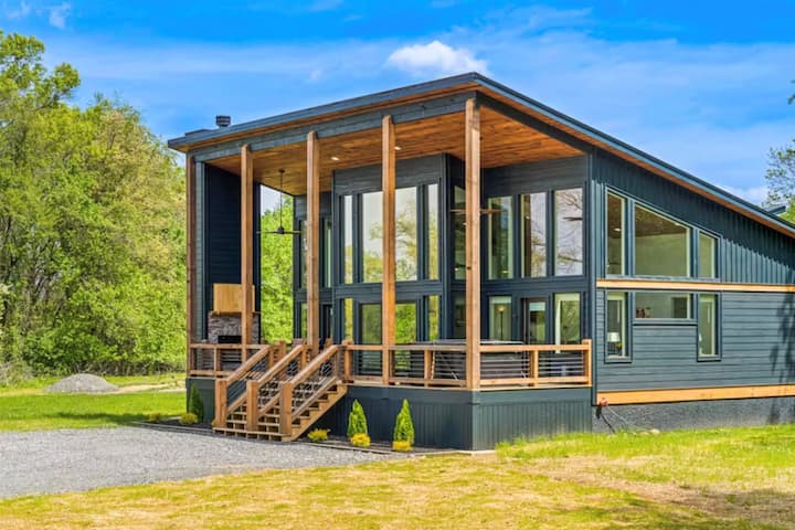 Modern Mountain Retreat : Blue Ridge | Hot Tub - Blue Ridge, GA