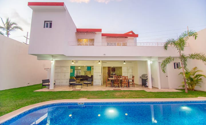Casa Melanie With Pool And Parking - Puerto Vallarta