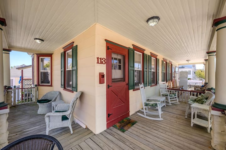 New Buttercup Belle Elegant Victorian W/ Backyard - Cape May, NJ